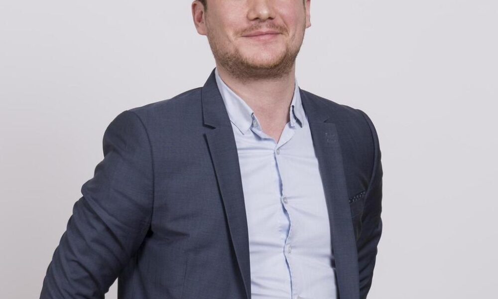 L’adjoint au maire d’Angers, Benjamin Kirschner, a quitté ses fonctions ...