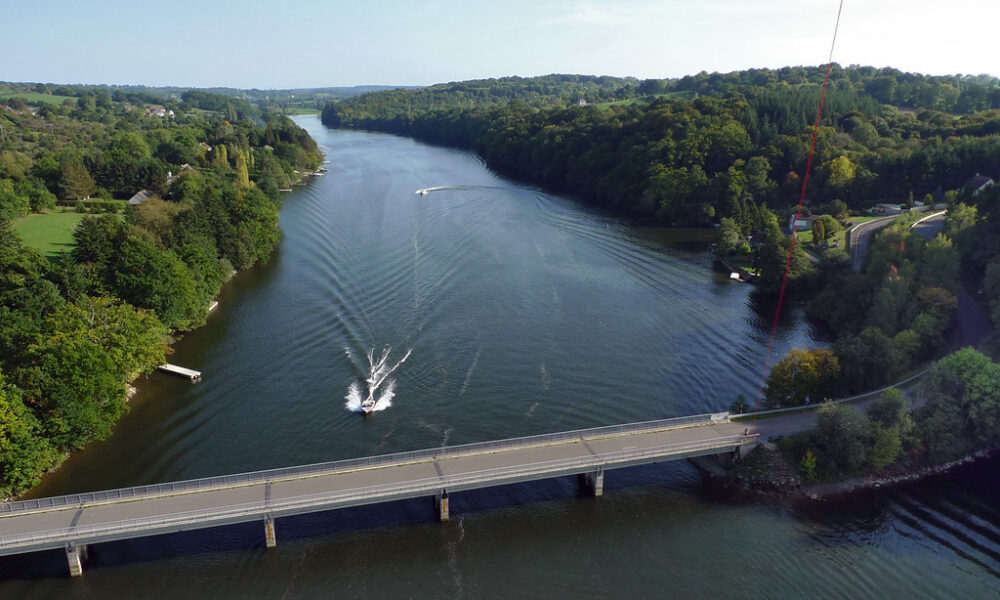Le lac de Rabodanges ouvre à la baignade mi-juillet dans L’Orne ...
