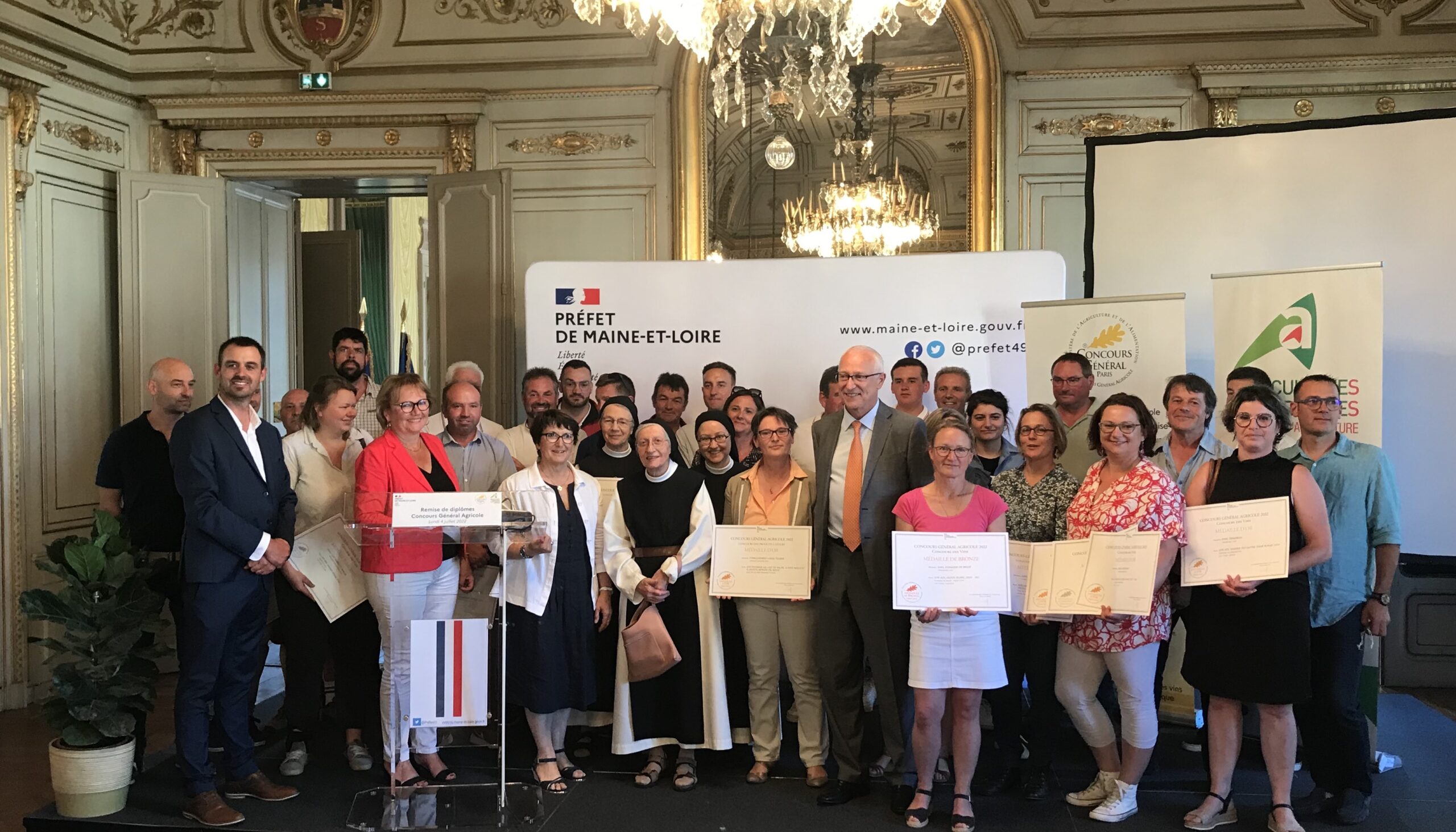 Maine-et-Loire : Les lauréats du concours général agricole reçus par le ...