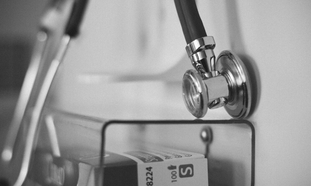 Cancer : une équipe d’oncologues renforcée à la polyclinique du Parc de ...