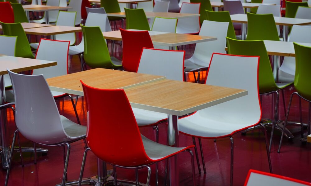 La ville d’Alençon prolonge la fermeture de ses écoles face à l’alerte ...