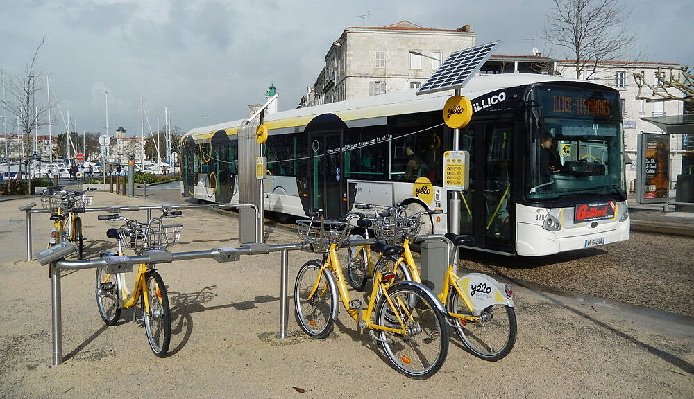 Une nouvelle carte de transport pour le réseau Yélo de La Rochelle ...