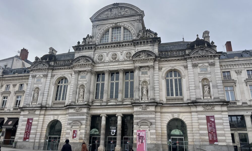 Théâtres municipaux d’Angers : une saison 2026-2027 entre grands noms ...