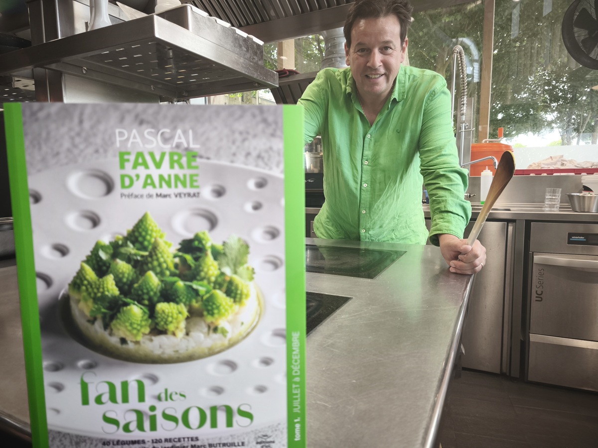 Angers : le chef étoilé Pascal Favre d’Anne publie son premier livre de ...